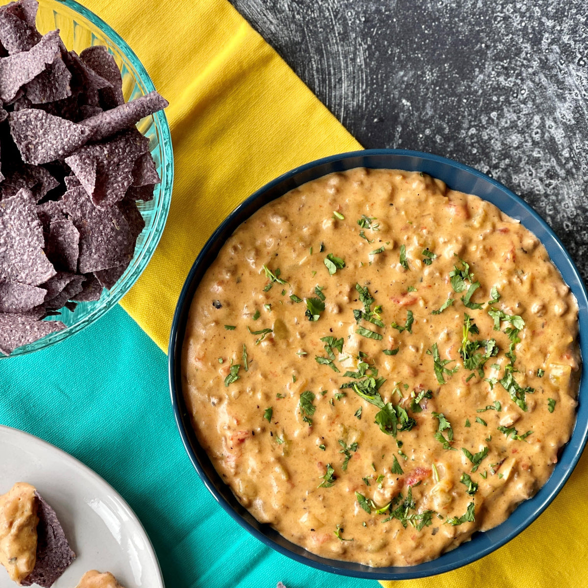 Slow Cooker Chile con Queso – Instant Pot